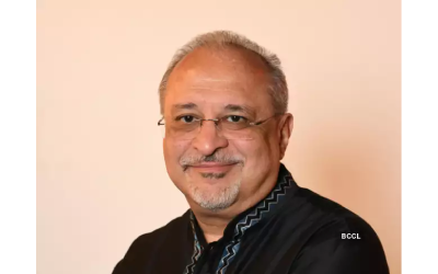 The Economic Times - ART MUMBAI’s Dinesh Vazirani hints at a ‘surprise sculpture’ at 2024 edition